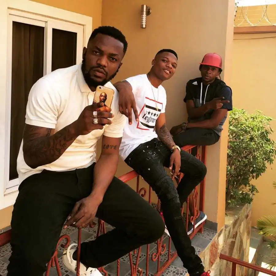 R2Bees - Tonight ft. Wizkid (Prod. LegenduryBeatz) Mp3 Download Music ...